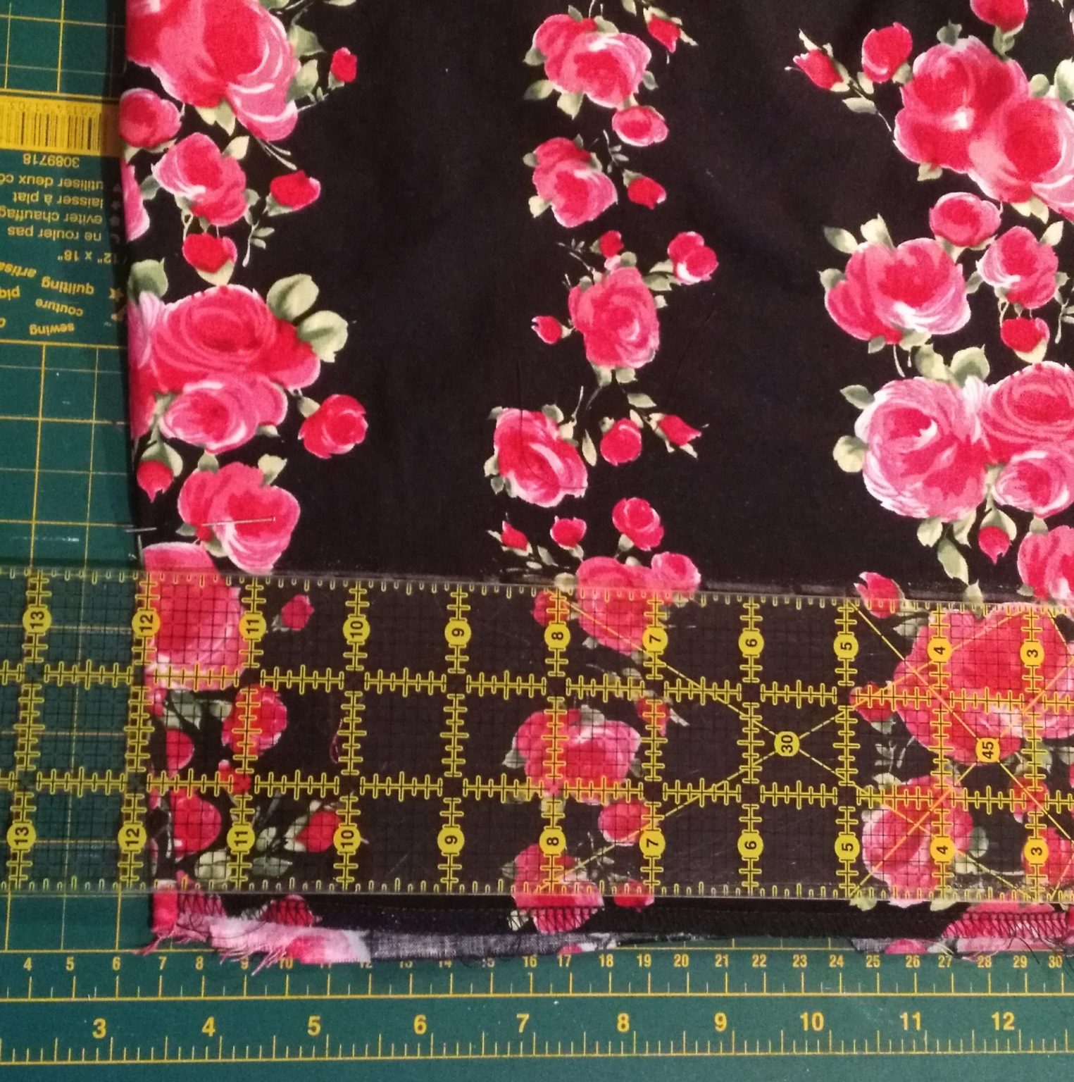 Sew a cuffed hem on shorts – Elise's Sewing Studio